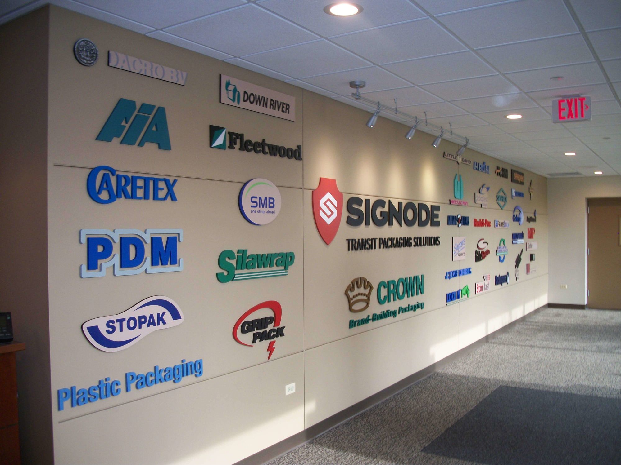 Letters & Logos - DeSign Group Signage
